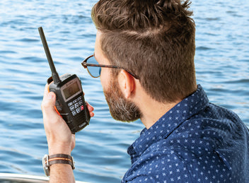 Communication Radios & Automotive Electronics | eu.cobra.com